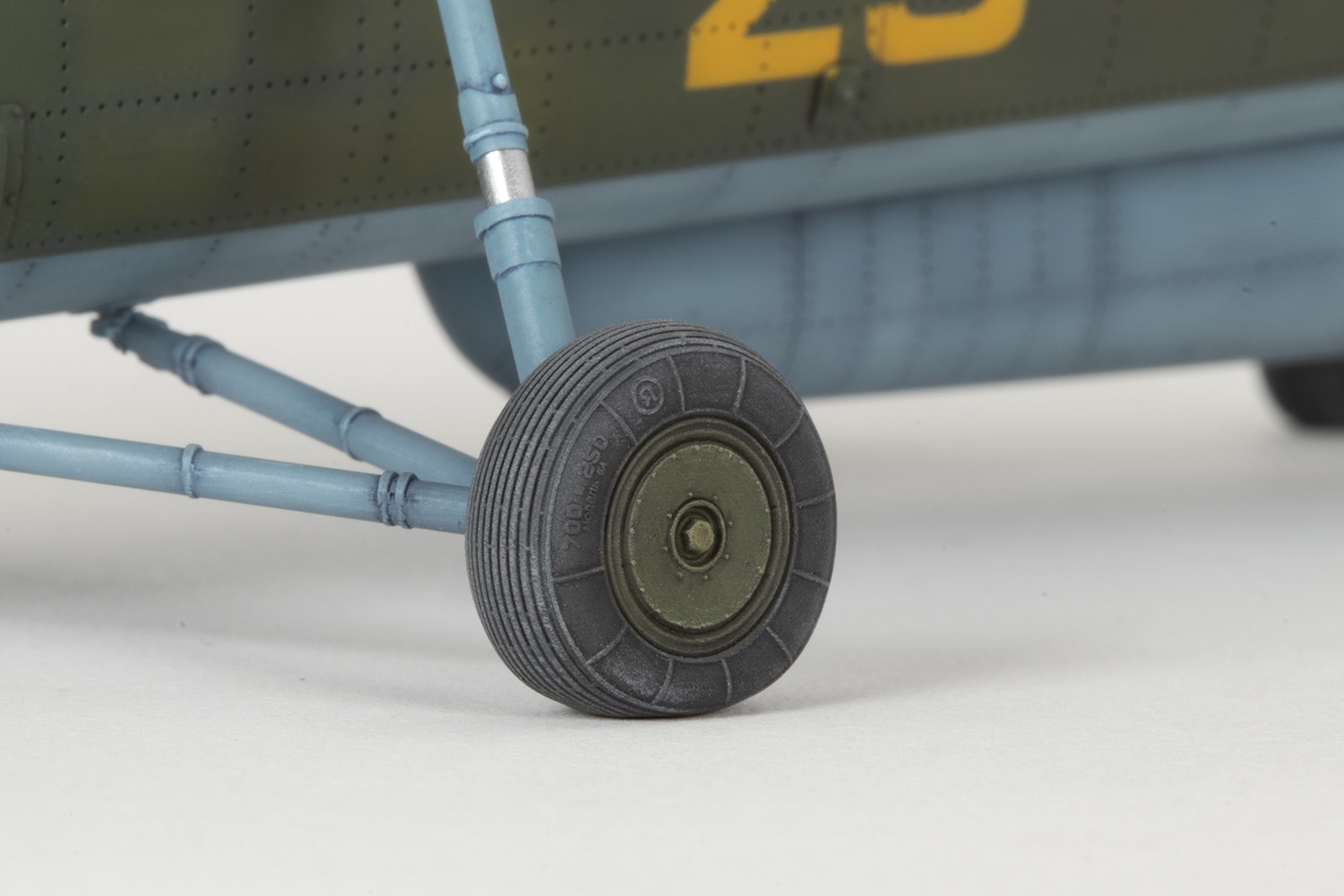 Trumpeter 1/48 Mil Mi-4A 'Hound-A' - Ready for Inspection - Aircraft ...